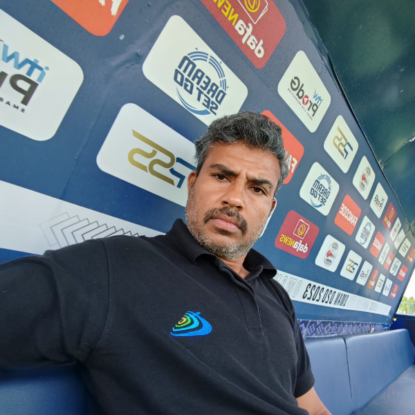 Super League: TAWOOS TIGERS vs Bullet Boys - Muscat open Tennis ball ...